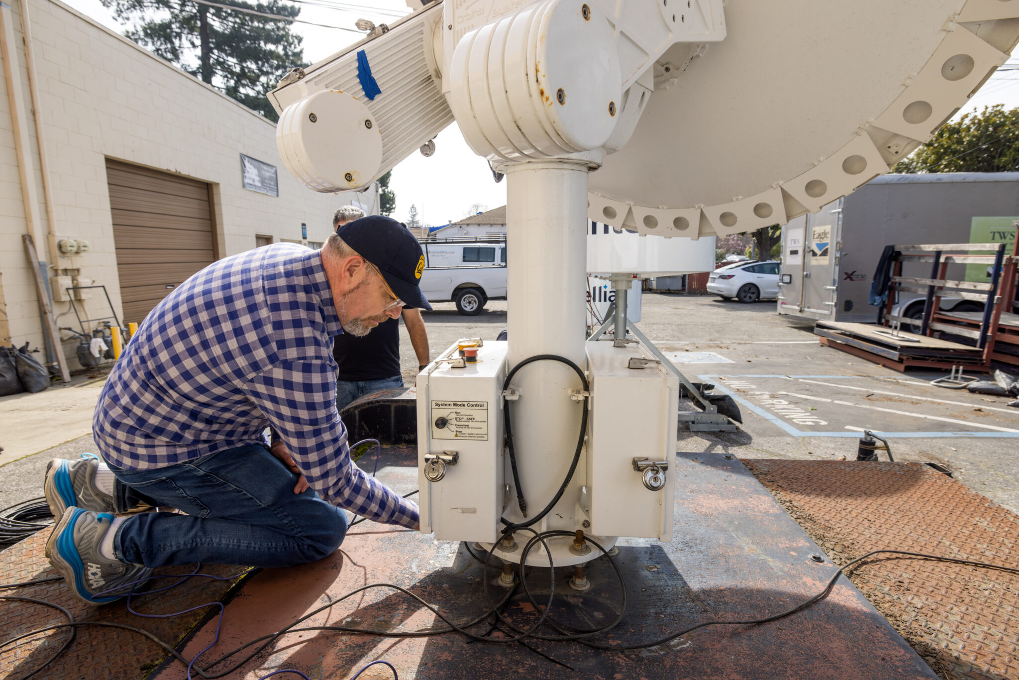 SES Space & Defense Demonstrates First Multi-orbit, Multi-band ...